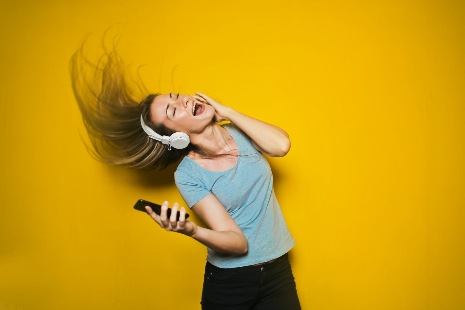 Distract with Wise Mind ACCEPTS | DBT Self Help